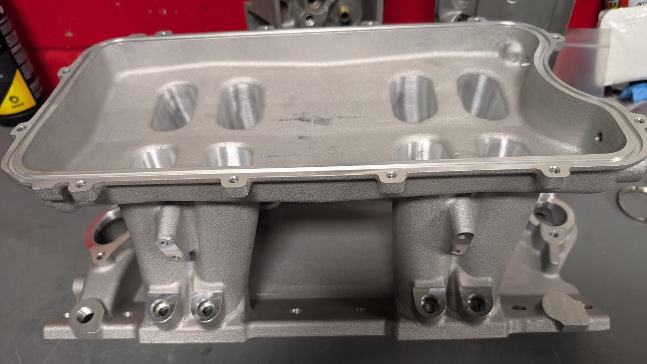 Holley 300-950 Hi-Ram EFI Intake Manifold SBC Gen 1 105 mm getting ...