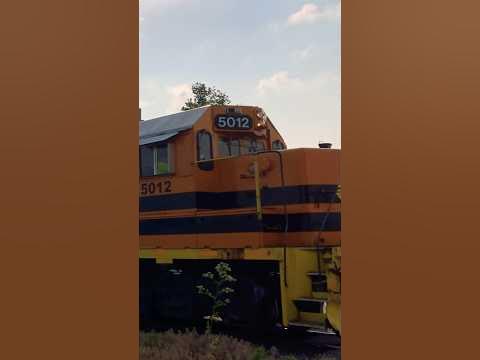 Indiana & Ohio GP40-2 #5012 Leads The TP&W Flora Local @ Clymers, IN - YouTube
