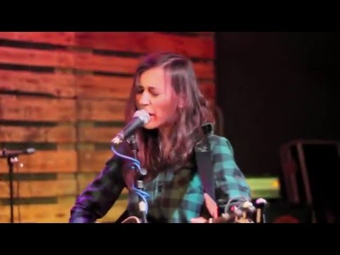 Ilenia Volpe - "Maledetta bellezza" LIVE con Fabrizio Vivarelli - YouTube