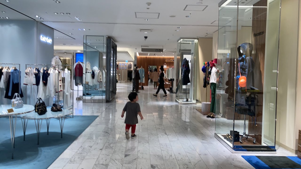 brand mall in japan isetann - YouTube