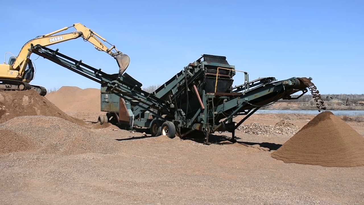 Powerscreen 1200 Chieftain Screen - YouTube