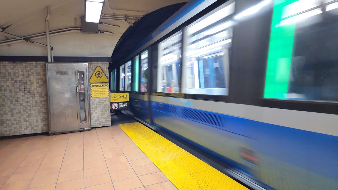 Green Line 🟢 metro ride in Montreal between Frontenac and Berri-UQAM ...
