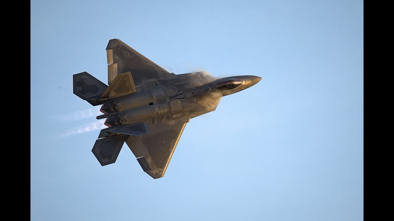 Amazing Lockheed Martin F-22 Raptor Performance in Sanford FL. - YouTube