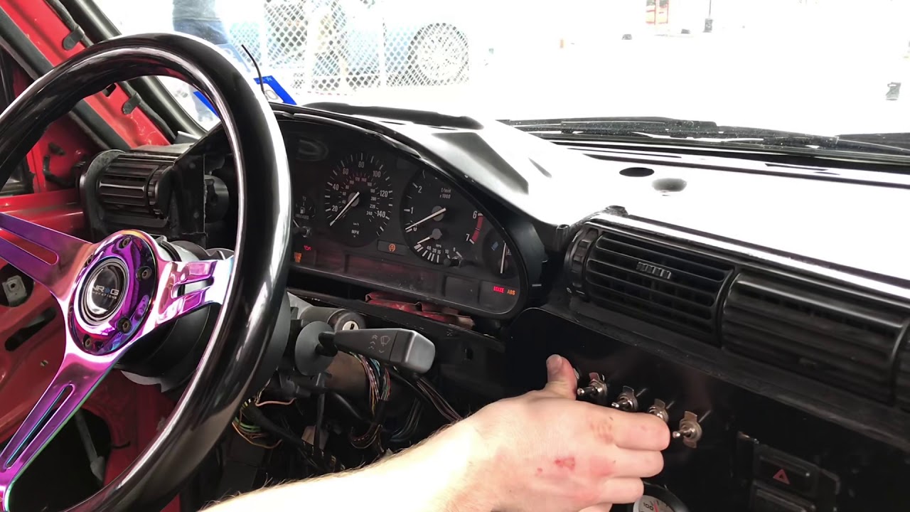 BMW M62 E30 V8 Time Attack Track Day and Some Drifting - YouTube