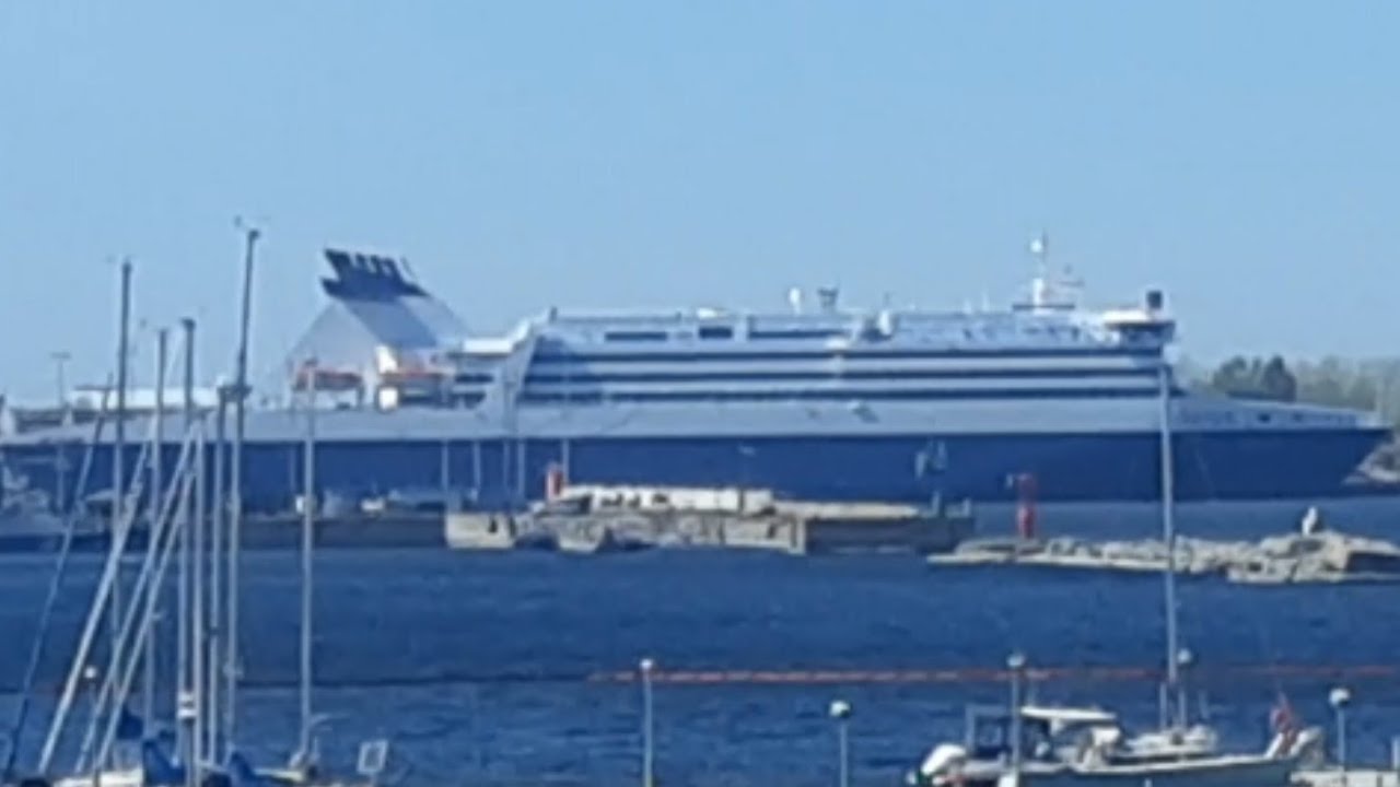 Tallink: M/S Atlantic vision (Superfast IX) at Paljassaare - YouTube