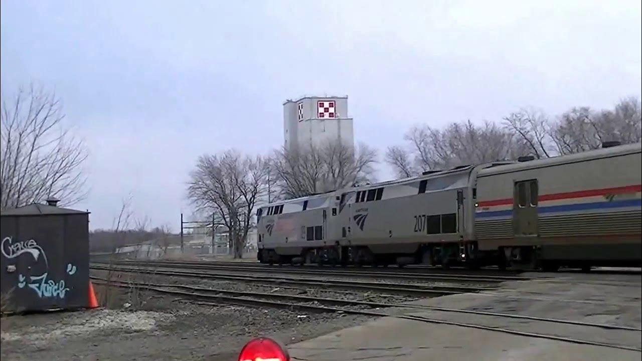 Amtrak 48 "Big Game Train" 189 leading 207 past Dunkirk, NY - YouTube