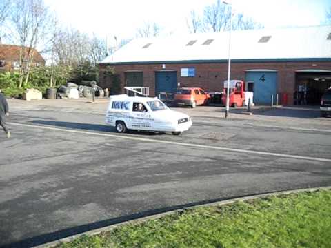 Reliant Robin roll over crash R1 super bike engine - YouTube