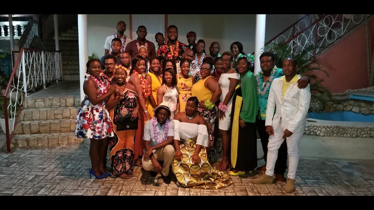 Why You Should Join A Leo Club - YouTube