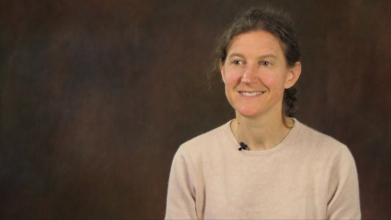 Burlington - Meet Dr. Sarah Gates - Internal Medicine - YouTube