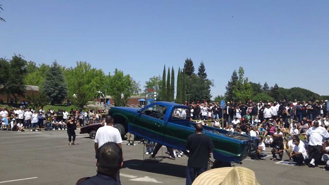Lowrider Hopping Contest At Socios Car Club 10th Annual Car Show In ...