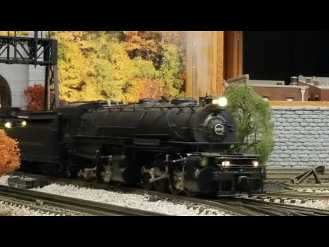 Lionel Vision Line PRR CC2 pulling a mixed freight. - YouTube