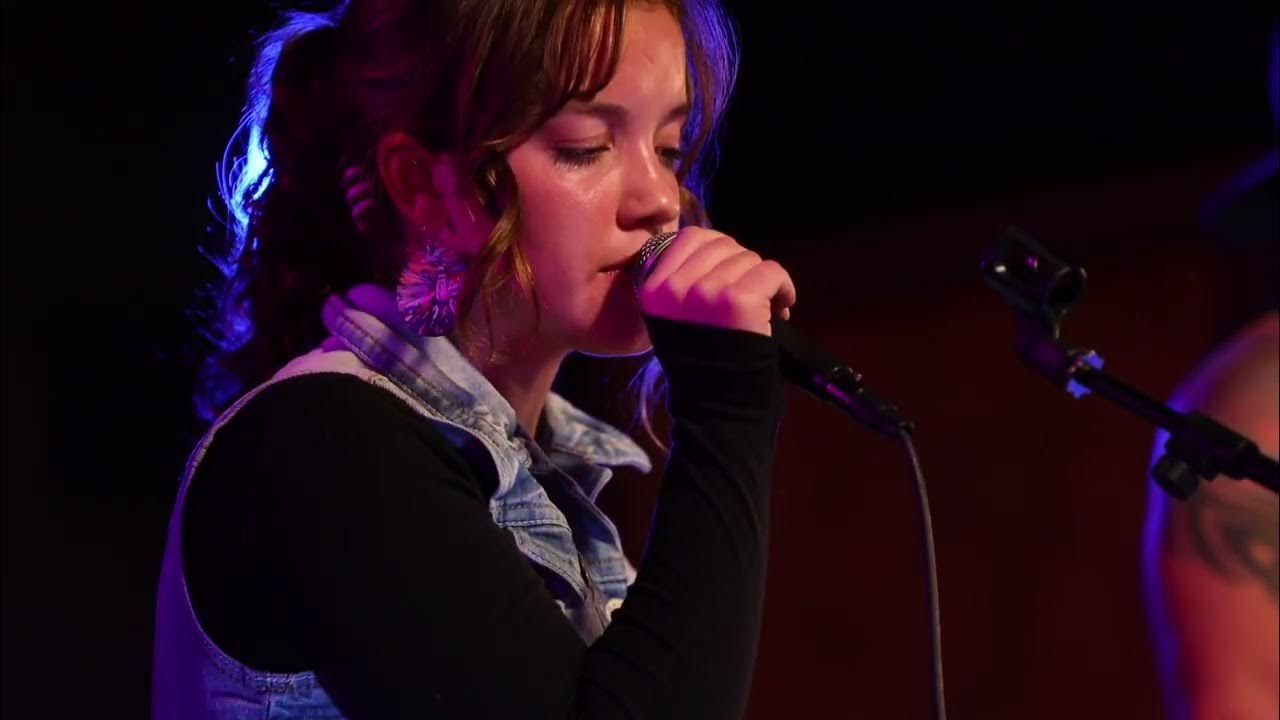 'No Witnesses' original song by Bella Ann - YouTube