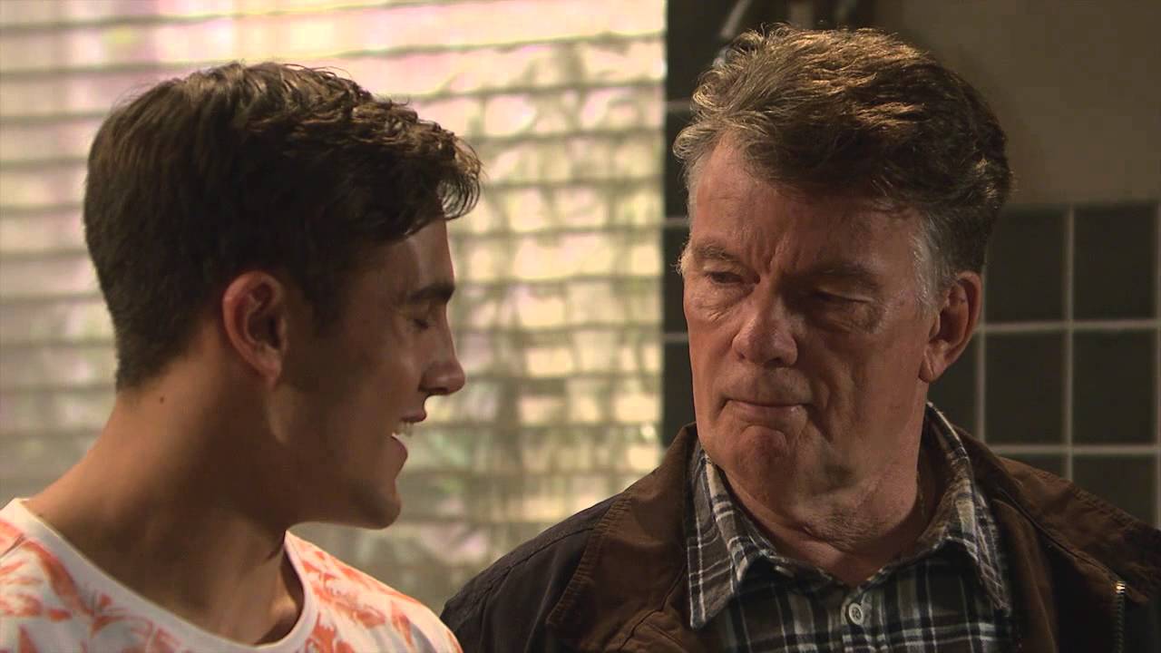 Neighbours: Wednesday 19th August - Clip - YouTube