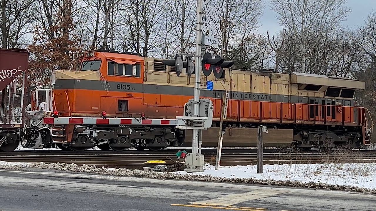 Short morning railfanning the CSX Selkirk Sub with 2 heritage units ...