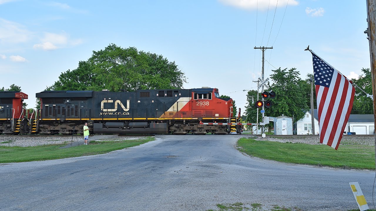 July 4th, 2020 - Independence Day 2020 Railfanning - YouTube