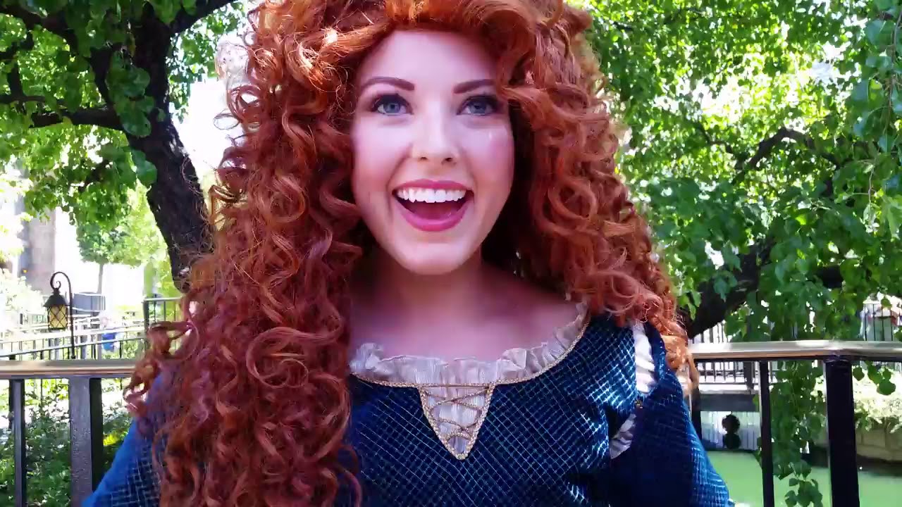 Merida's mom does all the business stuff! - YouTube