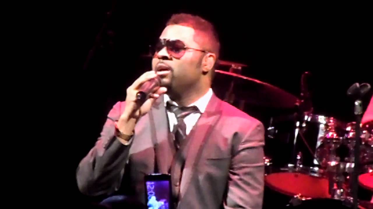 Musiq Soulchild - Half Crazy - Showcase Live Foxboro MA.MOV - YouTube