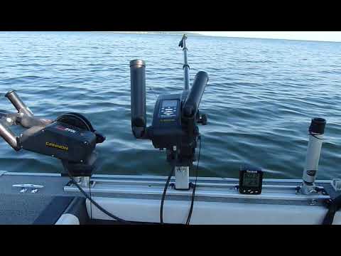 Water Demo Test for the Fish hawk X2 Portable Temp/Speed unit using a ...