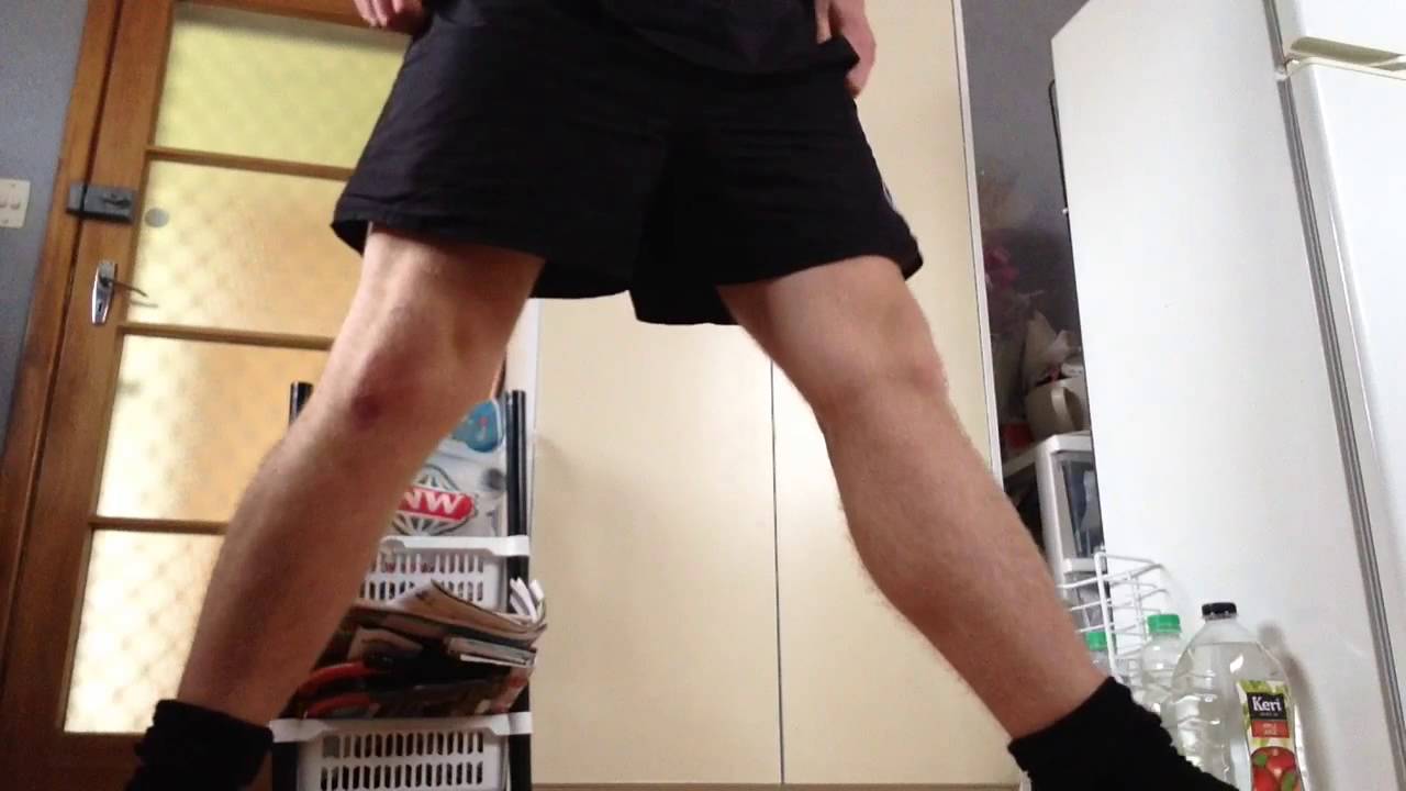 Failed attempt at the splits - YouTube