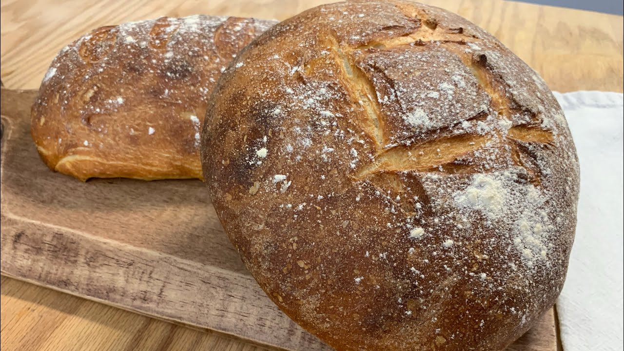 Pan casero // pan crocante por fuera y suave por adentro - YouTube