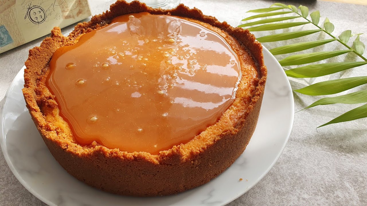 The Crown Cheesecake, easy homemade caramel cheesecake - YouTube