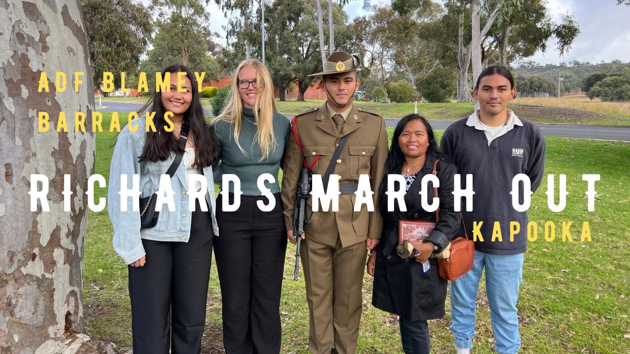 Kapooka March Out - YouTube