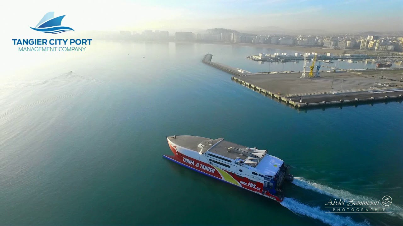 Sortie du Ferry FRS du Port Tanger Ville - YouTube