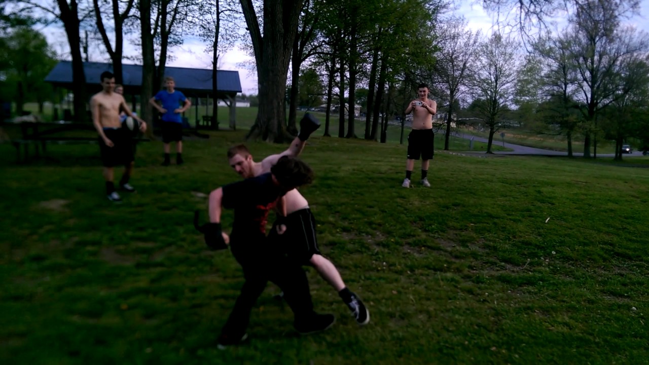 Park fight - YouTube
