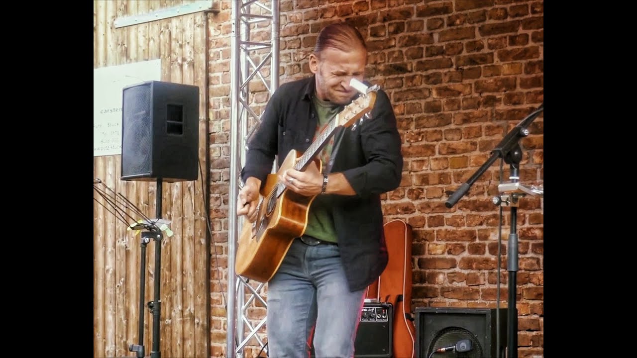 Fly Me To The Moon - VLADI ( feat. C.C Adam ) Live - YouTube