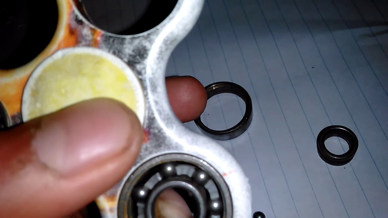 My Fidget spinner BROKE - YouTube