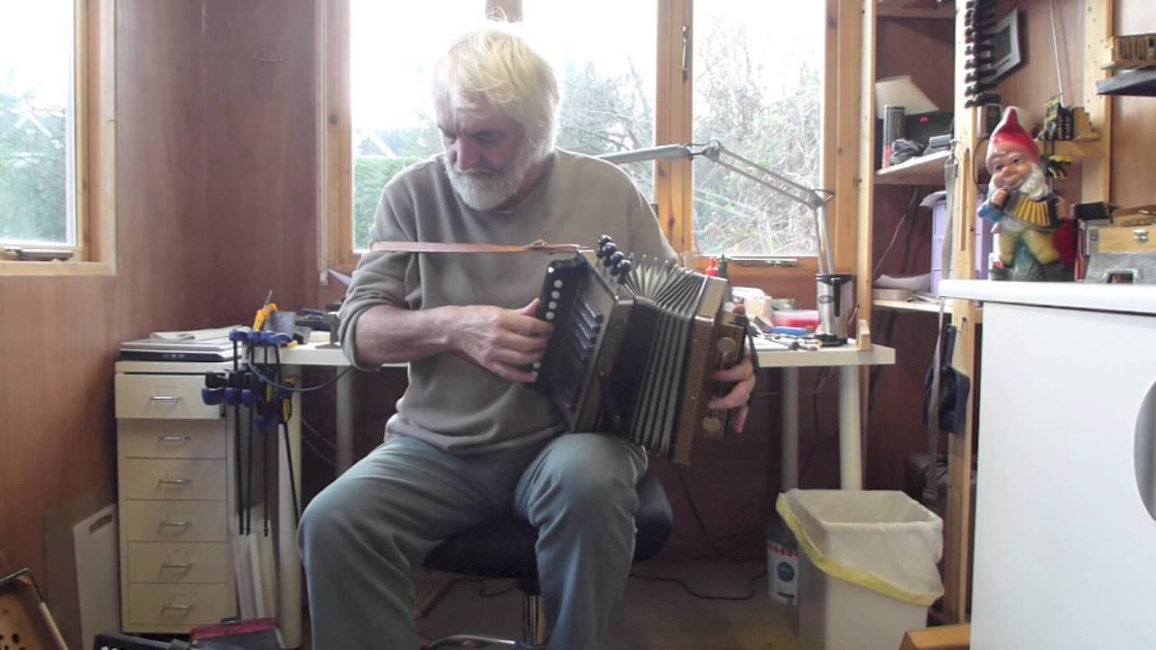 Not for Joe - Lester - Melodeon - YouTube
