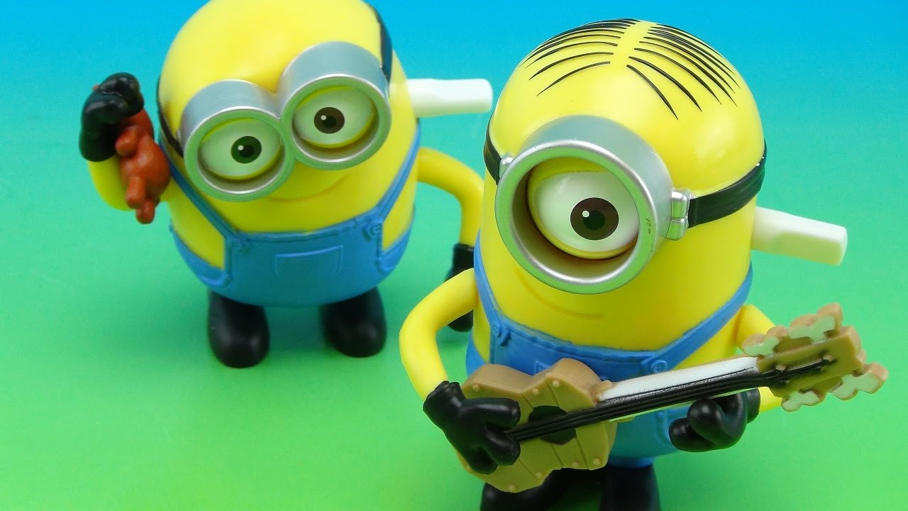 GUITAR STRUMMING STUART MINIONS MOVIE WIND-UP TOY REVIEW - YouTube