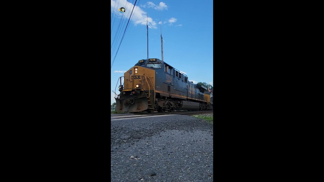 CSX Mix Intermodal Traffic Passes On Early Sunset #shorts - YouTube