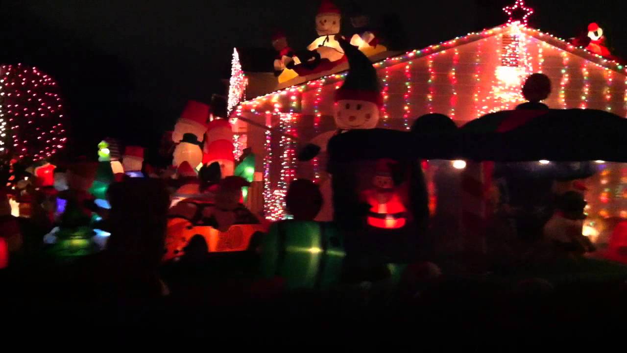CRAZY CHRISTMAS DISPLAY ! - YouTube