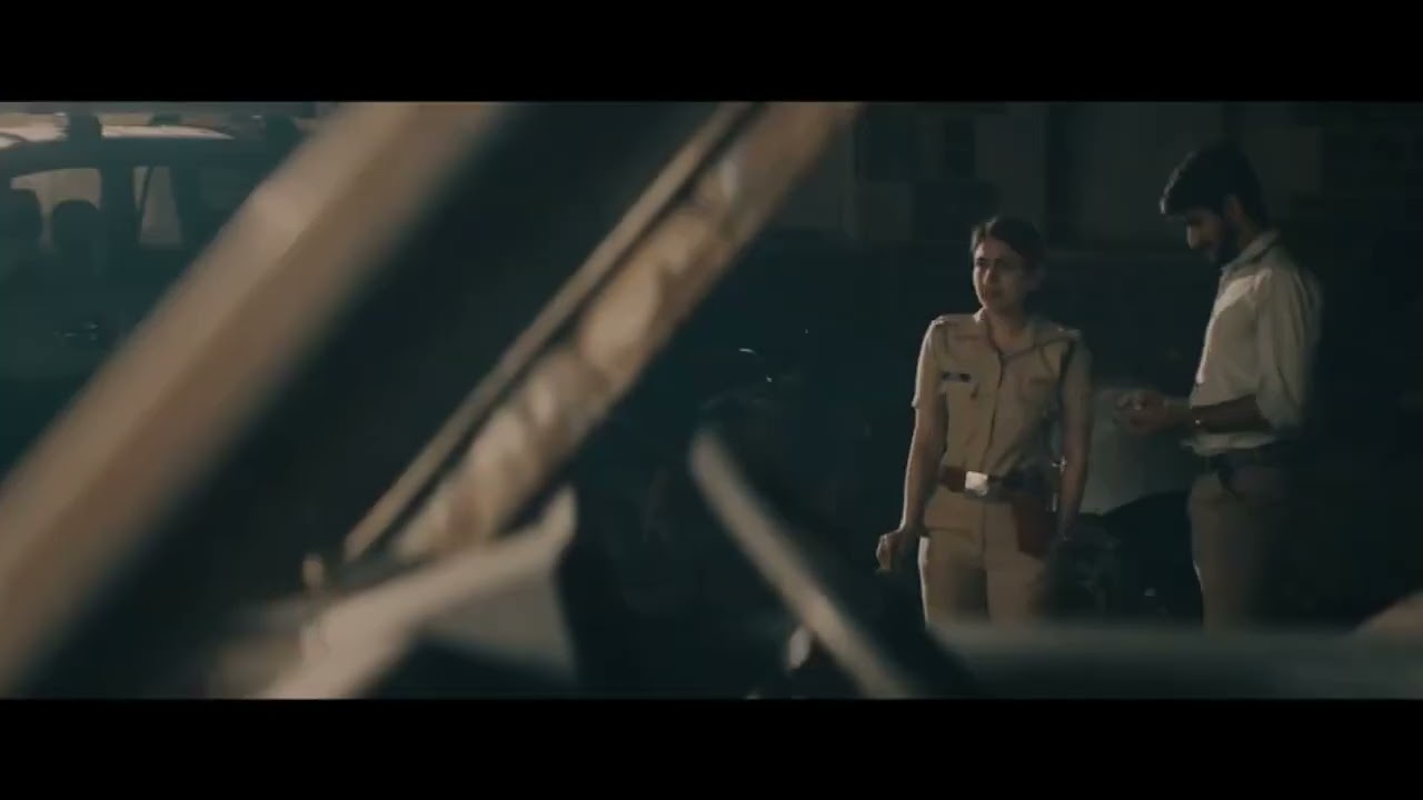 Indian female police officer smoking on duty viral videos - YouTube