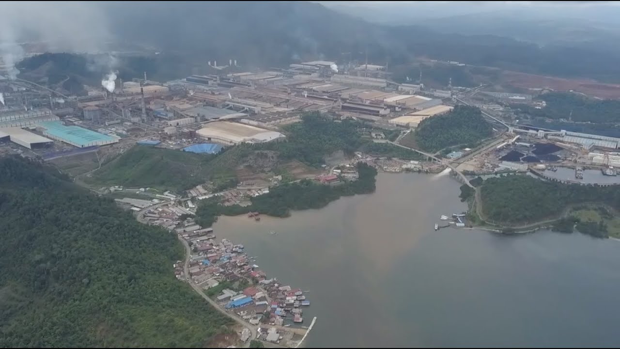 Halmahera Usai Tambang Nikel: Pencemaran Laut hingga Polusi Udara - YouTube