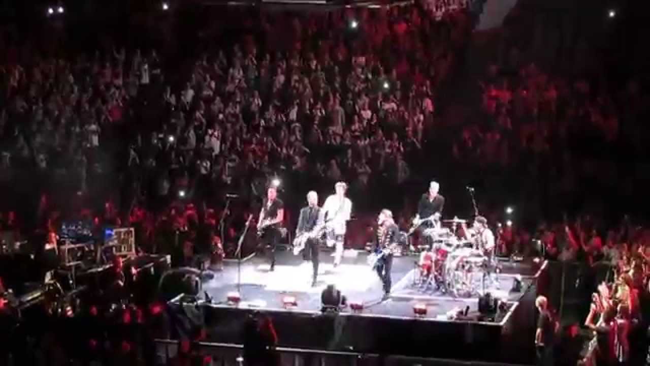 Mcbusted 4th April O2 Arena 2015 - AIR HOSTESS [HD] - YouTube