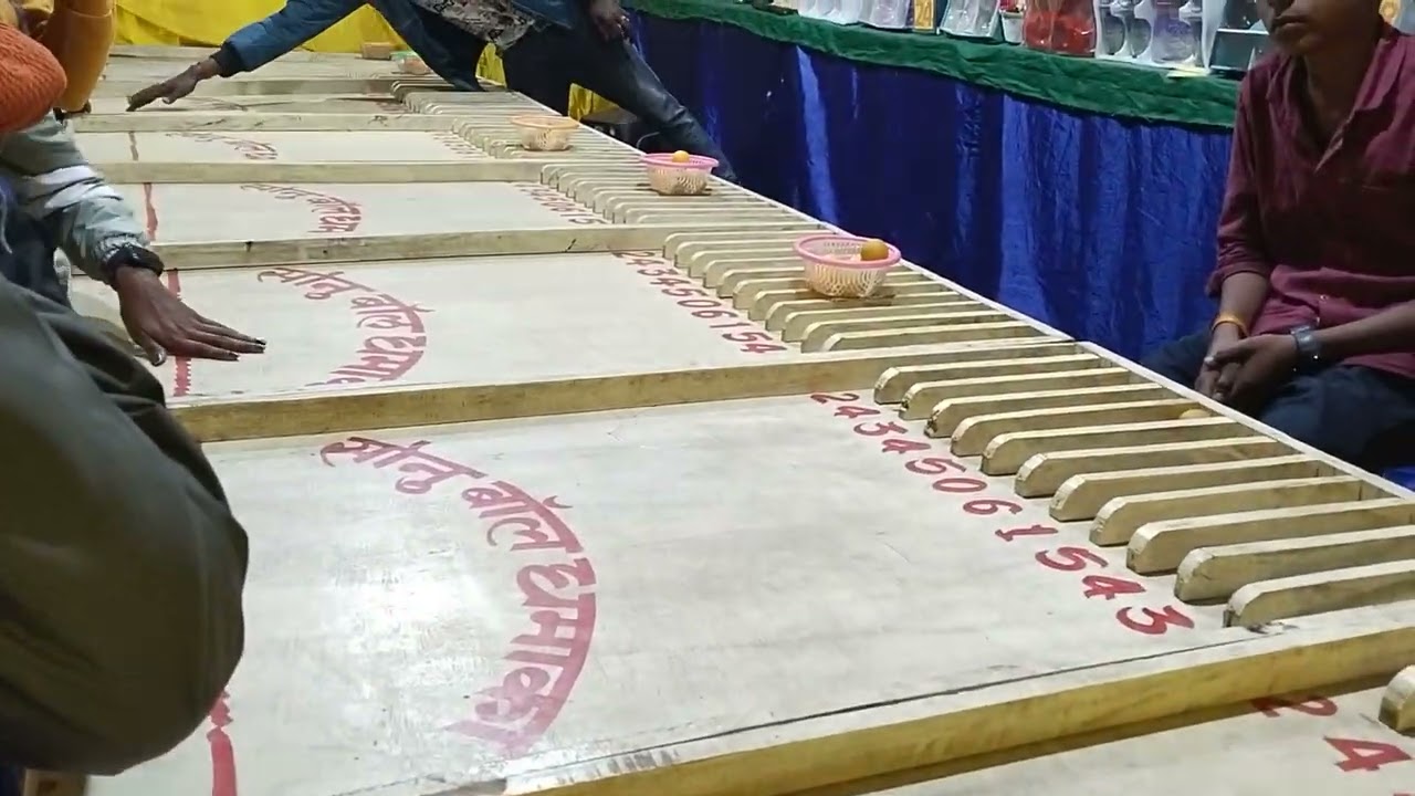 Ball count game on mela - YouTube