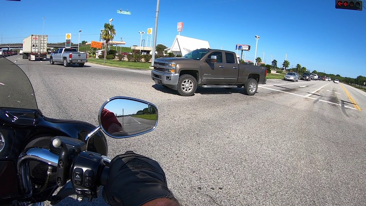 Motorcycles and Intersection Dangers - YouTube