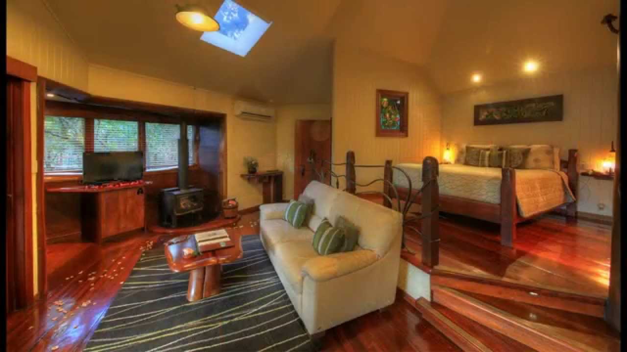 Secrets on the Lake - Two Frogs Treehouse presented by Peter Bellingham ...