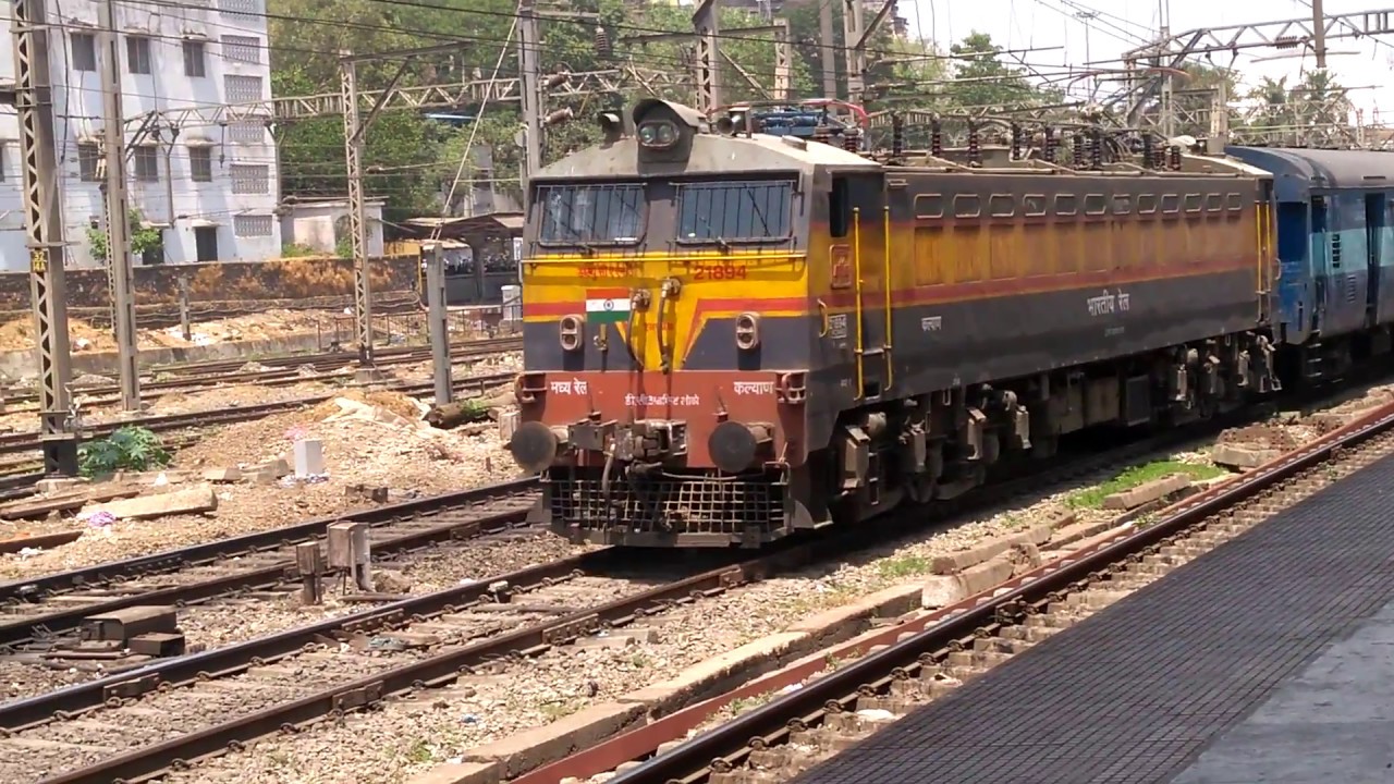11094 Varanasi-Mumbai CST Mahanagari Express Legendary train of Indian ...