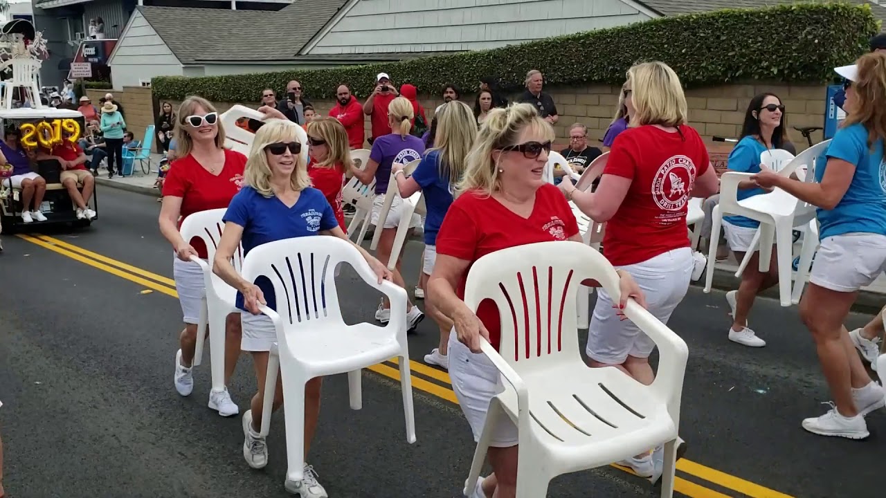 Patio Chair Drill Team - Balboa Island Parade 2019 - YouTube