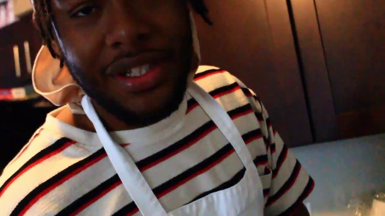 CHICKEN PARM ~ GHETTO A$& KITCHEN - YouTube