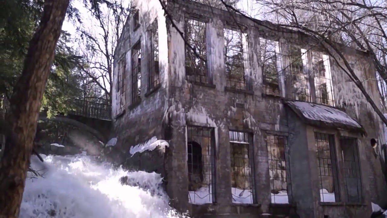 Les Ruines Carbide Willson, Parc de la Gatineau - YouTube