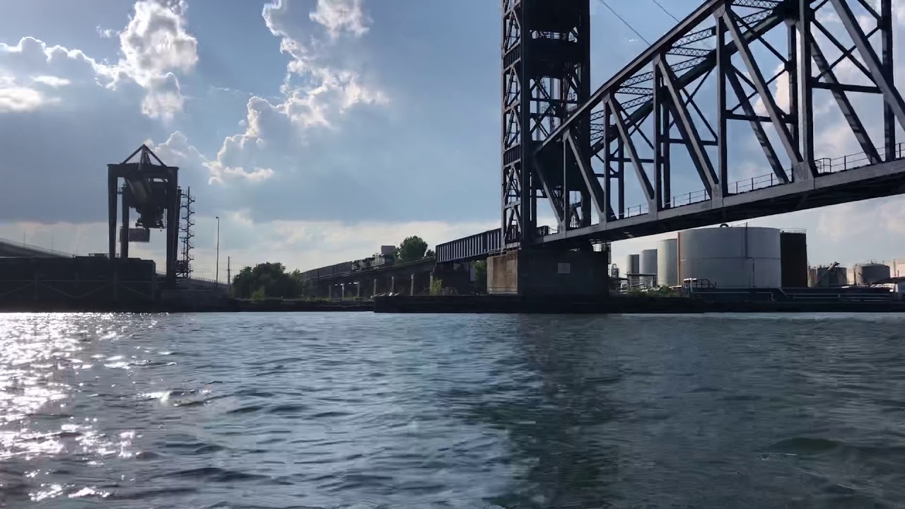 Kayaking the Arthur Kill freight train crossing over the vertical lift ...