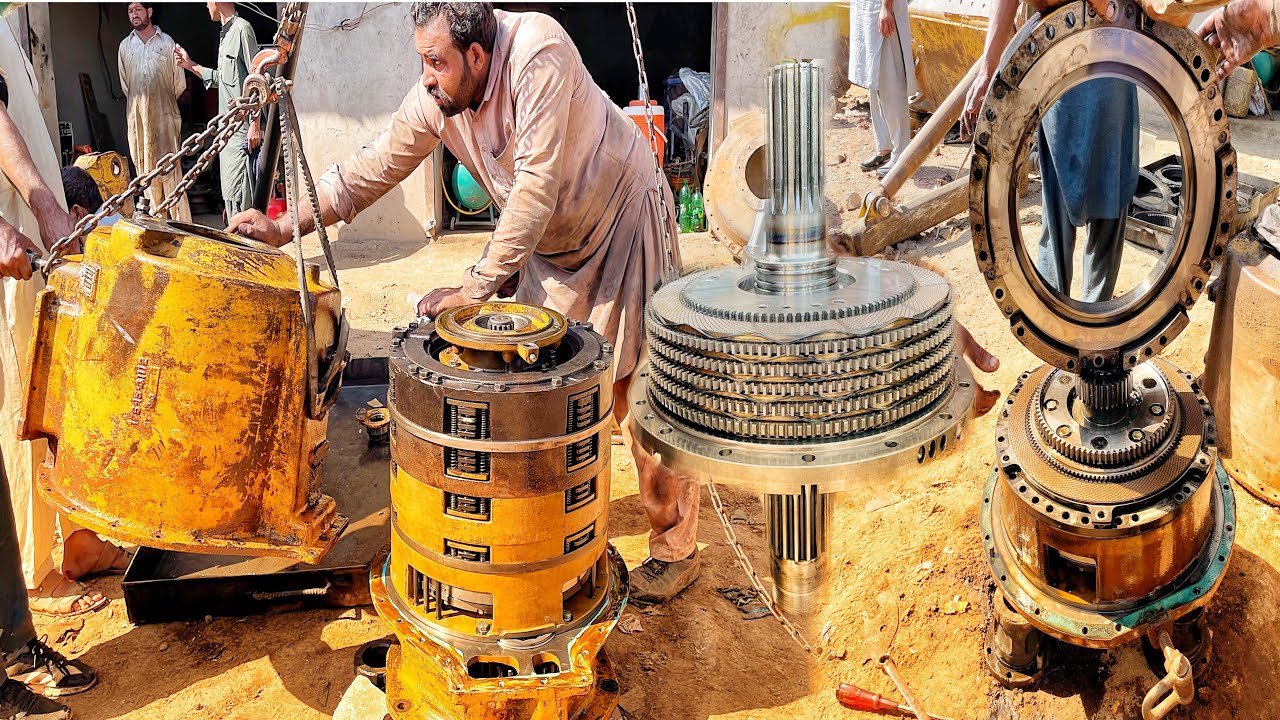 Amazing Restoration Of Komatsu Bulldozer Transmission | Transmission ...