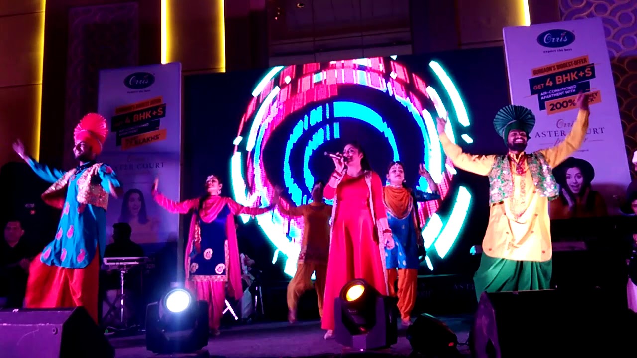 ARSHPREET KAUR ARORA LIVE - YouTube