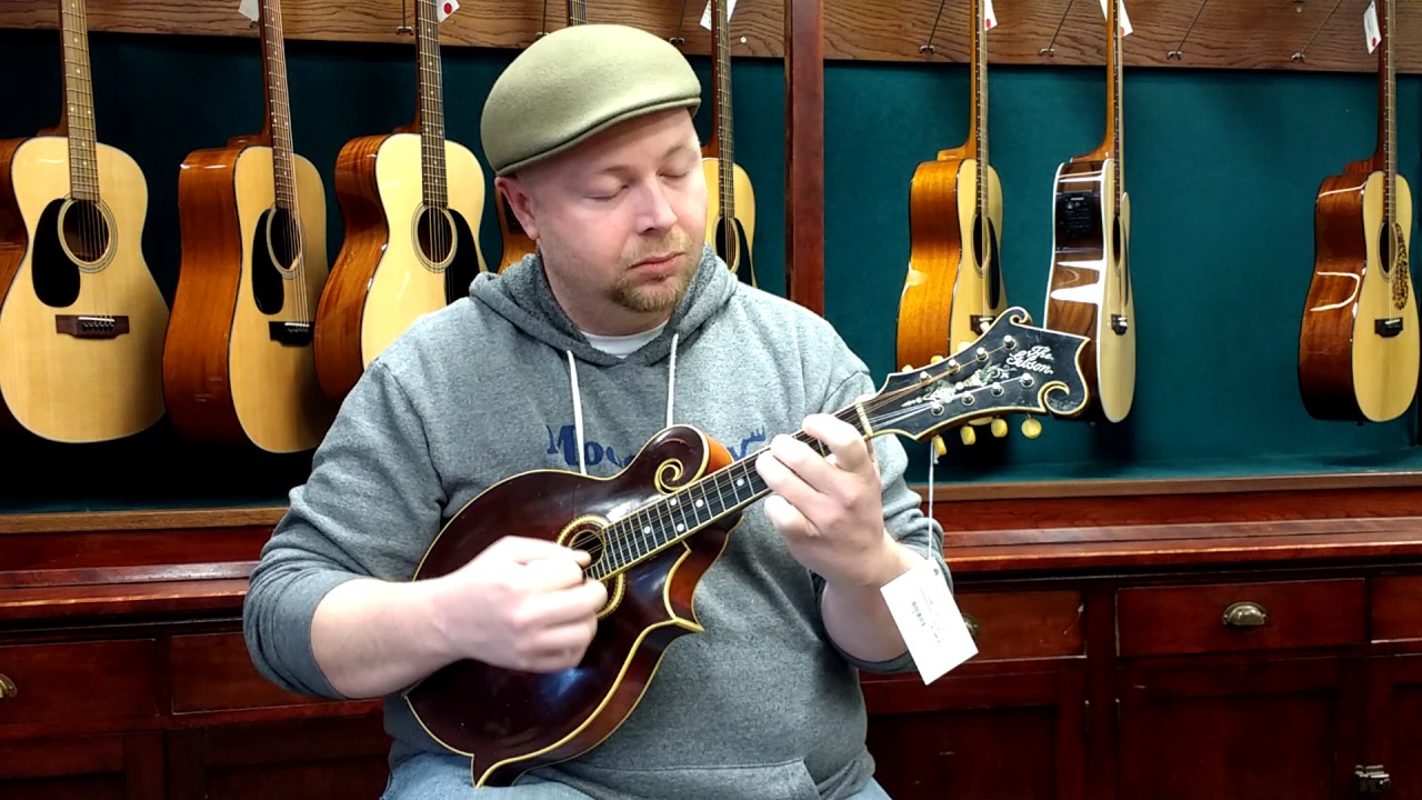 Jordan Ramsey plays St. Anne's Reel on vintage Gibson F4 - YouTube