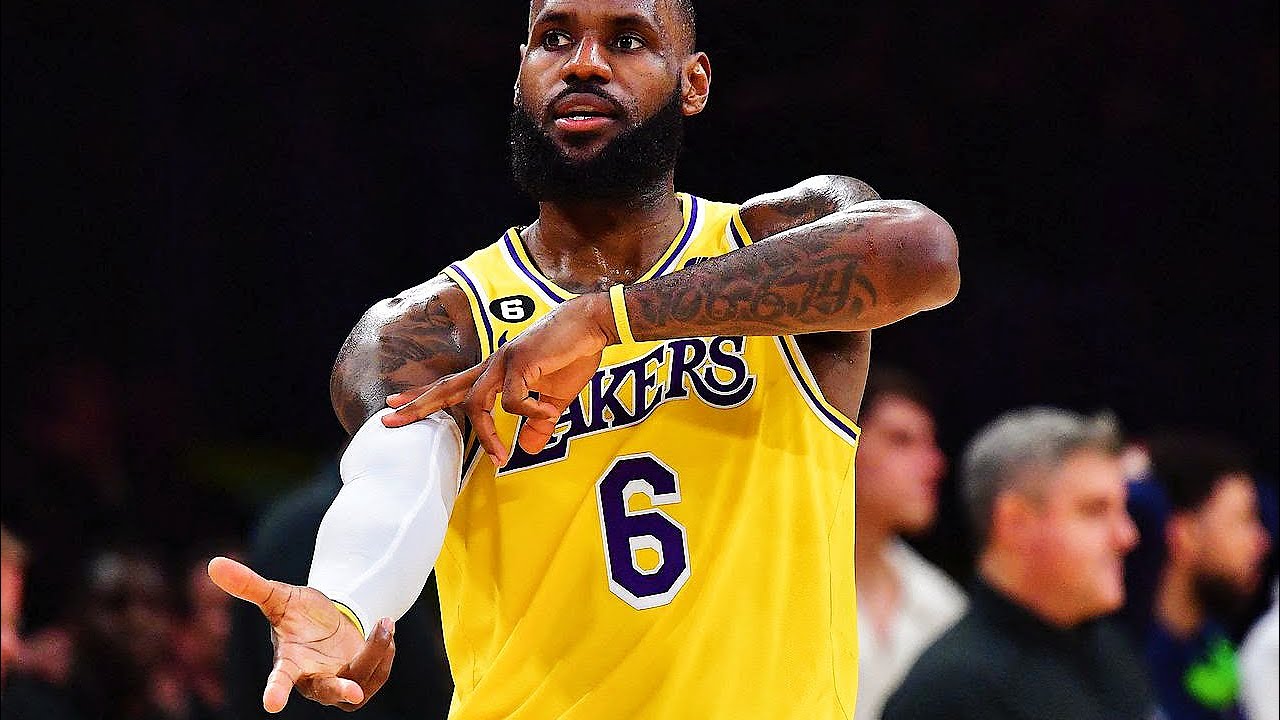 LeBron Build Cooking in 1v1 2k24 - YouTube