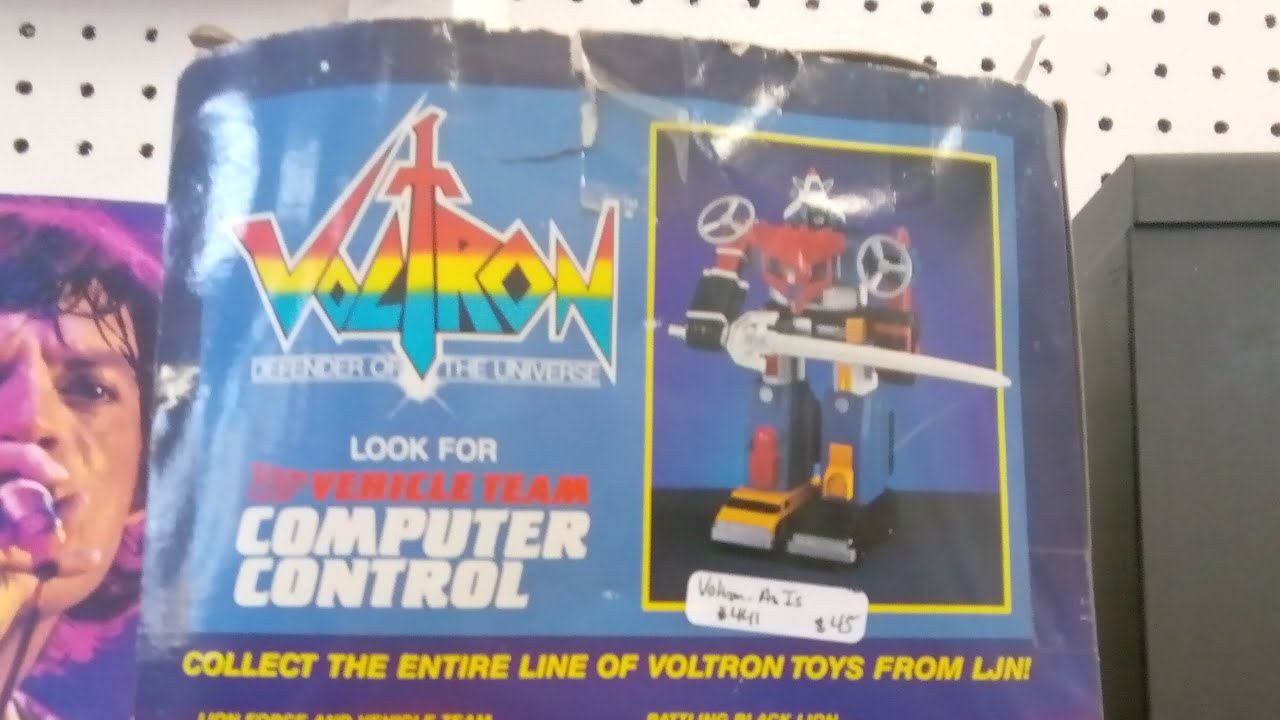 Voltron Computer Control Action Figure - YouTube